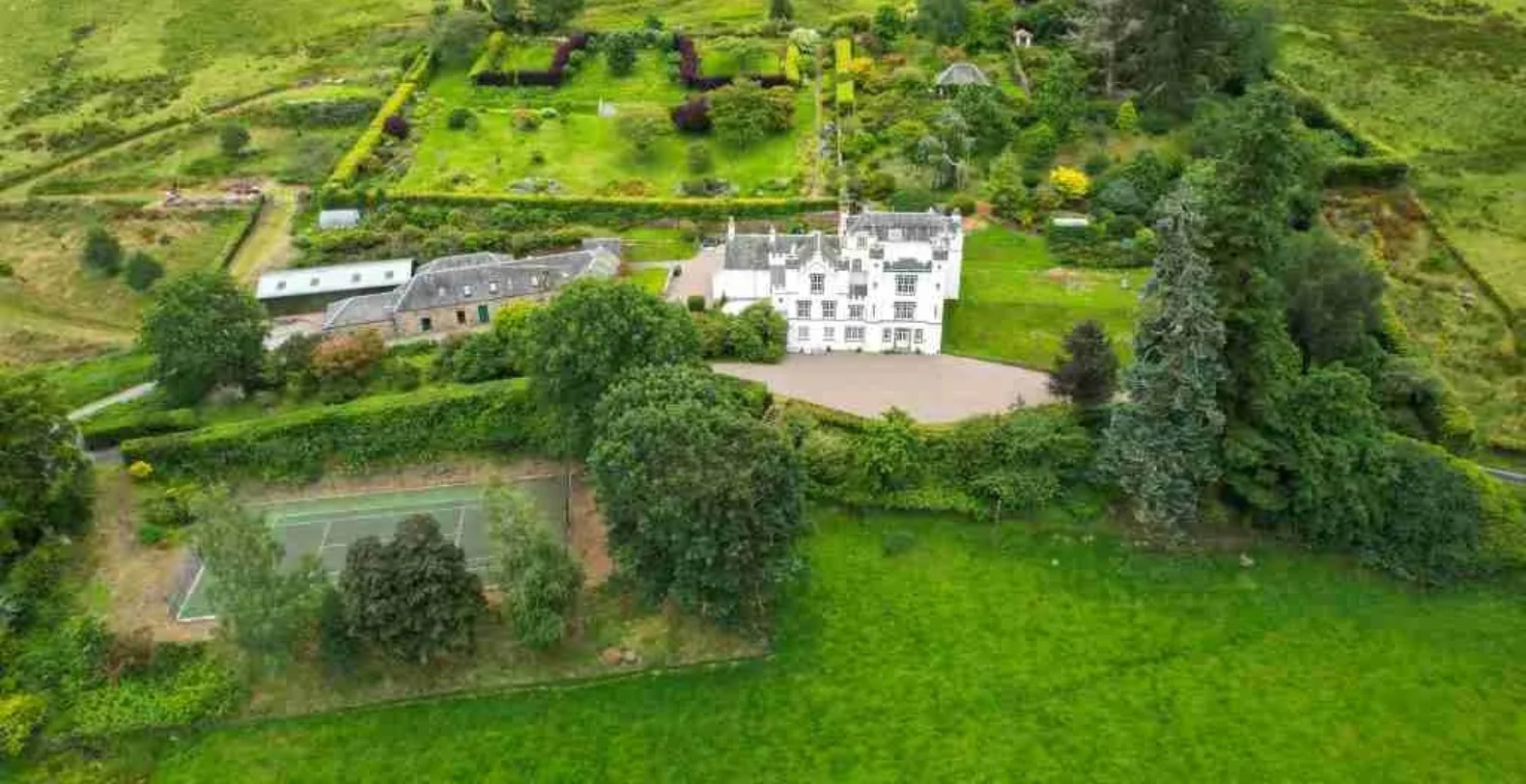 Bolfracks House & Gardens | Aberfeldy, Scotland | Vacation Estate